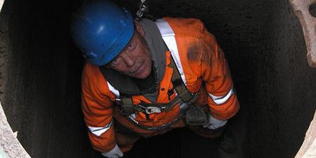 CCOHS: Confined Spaces: The Basics